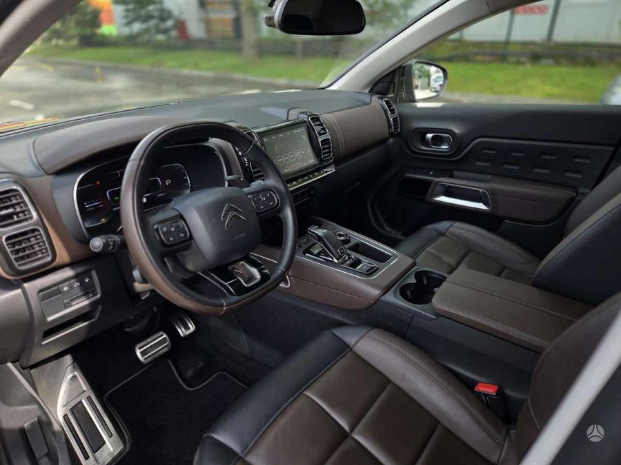 Серый Ситроен C5 Aircross 2019 в Клайпеда, объемом двигателя 1.60 л и пробегом 184 тыс. км за 13600 €, фото 12 на AUTOMOTO.COM.LV