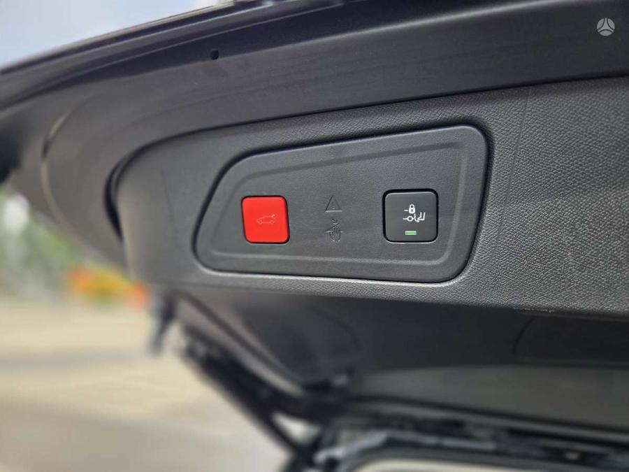 Серый Ситроен C5 Aircross 2019 в Клайпеда, объемом двигателя 1.60 л и пробегом 184 тыс. км за 13600 €, фото 15 на AUTOMOTO.COM.LV