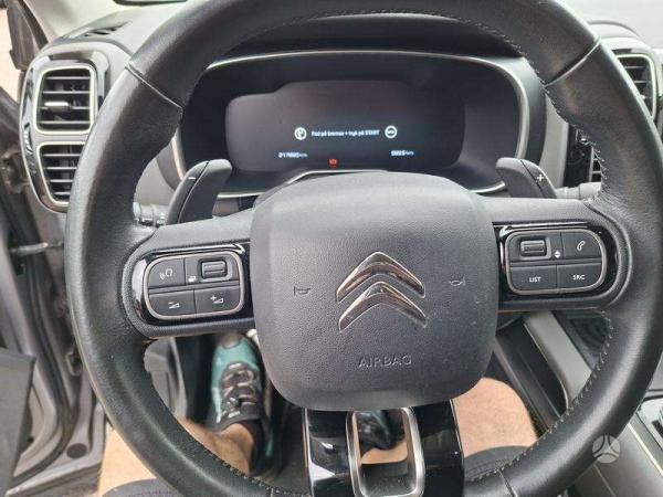Grey Citroen C5 Aircross 2019 in Vilnius, with an engine capacity of 1.48 L and mileage of 218 thousand km for 10300 €, photo 10 on AUTOMOTO.COM.LV