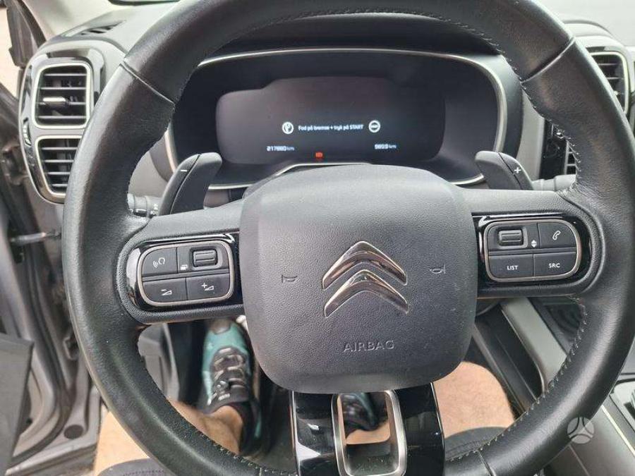 Серый Ситроен C5 Aircross 2019 в Вильнюс, объемом двигателя 1.48 л и пробегом 218 тыс. км за 10300 €, фото 11 на AUTOMOTO.COM.LV