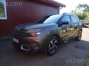 Grey Citroen C5 Aircross 2019 in Liepaja, with an engine capacity of 1.20 L and mileage of 103 thousand km for 9950 €, photo 6 on AUTOMOTO.COM.LV