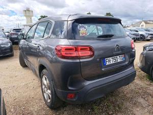 Pelēks Citroen C5 Aircross 2019 Viļņa, ar dzinēja tilpumu 1.20 L un nobraukumu 91 tūkst. km par 10400 €, foto 3 vietnē AUTOMOTO.COM.LV