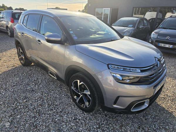 Pelēks Citroen C5 Aircross 2019 Tauragė, ar dzinēja tilpumu 1.20 L un nobraukumu 142 tūkst. km par 9200 €, foto 1 vietnē AUTOMOTO.COM.LV