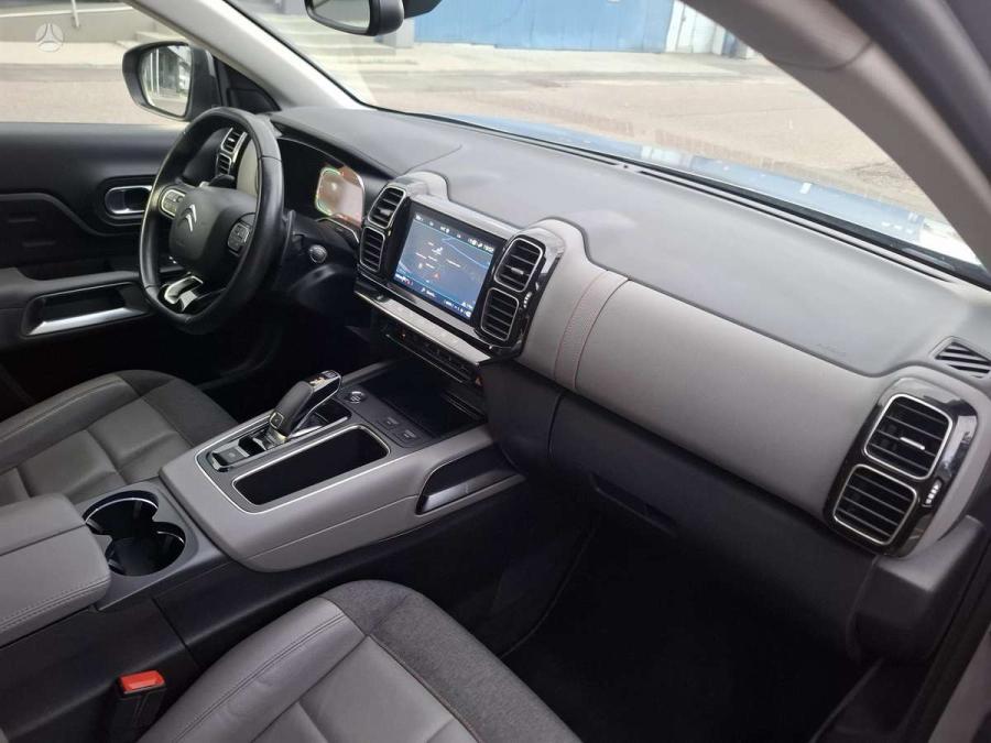 Серый Ситроен C5 Aircross 2019 в Вильнюс, объемом двигателя 1.50 л и пробегом 218 тыс. км за 10900 €, фото 12 на AUTOMOTO.COM.LV