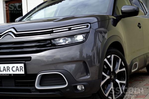 Grey Citroen C5 Aircross 2019 in Tukums, with an engine capacity of 1.50 L and mileage of 312 thousand km for 13490 €, photo 5 on AUTOMOTO.COM.LV