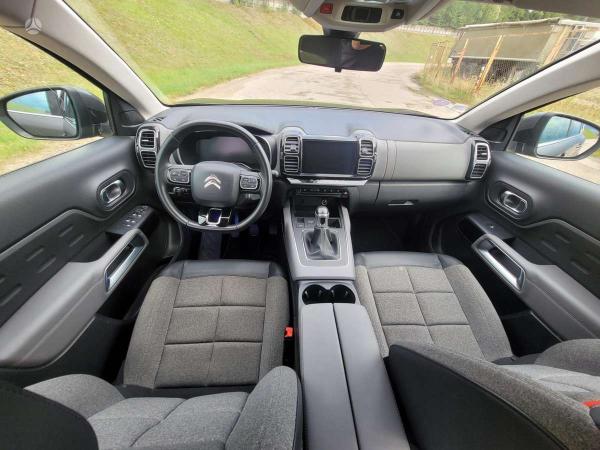 Pelēks Citroen C5 Aircross 2019 Viļņa, ar dzinēja tilpumu 1.20 L un nobraukumu 91 tūkst. km par 9680 €, foto 10 vietnē AUTOMOTO.COM.LV