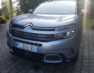 Pelēks Citroen C5 Aircross 2019 Viļņa, ar dzinēja tilpumu 1.50 L un nobraukumu 218 tūkst. km par 8800 €, foto 13 vietnē AUTOMOTO.COM.LV