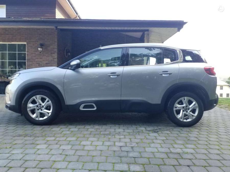 Pelēks Citroen C5 Aircross 2019 Viļņa, ar dzinēja tilpumu 1.50 L un nobraukumu 218 tūkst. km par 8800 €, foto 17 vietnē AUTOMOTO.COM.LV