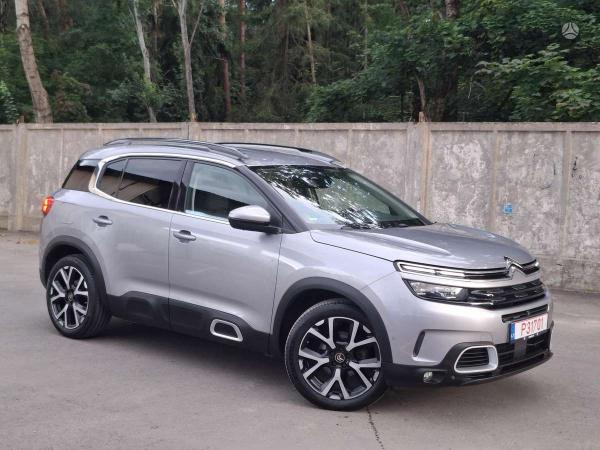 Серый Ситроен C5 Aircross 2019 в Вильнюс, объемом двигателя 1.50 л и пробегом 218 тыс. км за 10900 €, фото 1 на AUTOMOTO.COM.LV