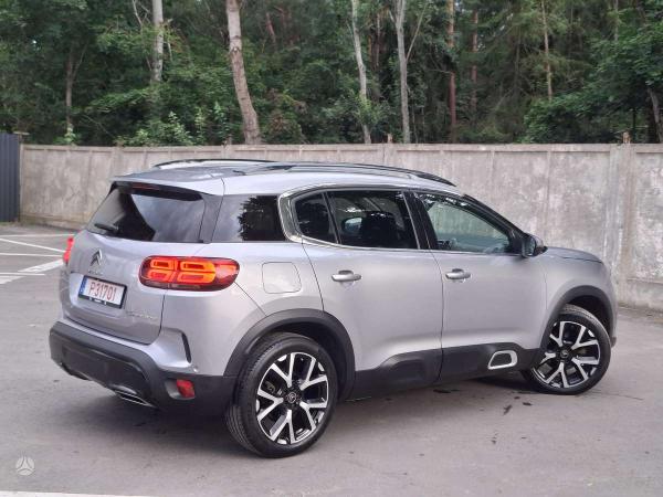 Серый Ситроен C5 Aircross 2019 в Вильнюс, объемом двигателя 1.50 л и пробегом 218 тыс. км за 10900 €, фото 3 на AUTOMOTO.COM.LV