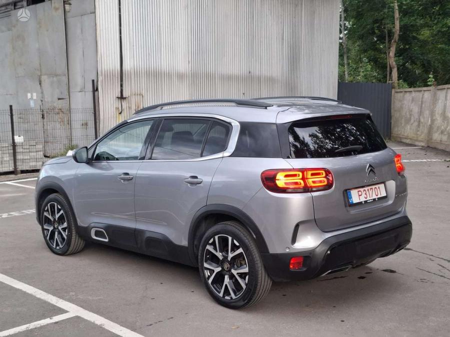 Grey Citroen C5 Aircross 2019 in Vilnius, with an engine capacity of 1.50 L and mileage of 218 thousand km for 10900 €, photo 12 on AUTOMOTO.COM.LV