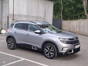 Grey Citroen C5 Aircross 2019 in Vilnius, with an engine capacity of 1.50 L and mileage of 218 thousand km for 10900 €, photo 13 on AUTOMOTO.COM.LV