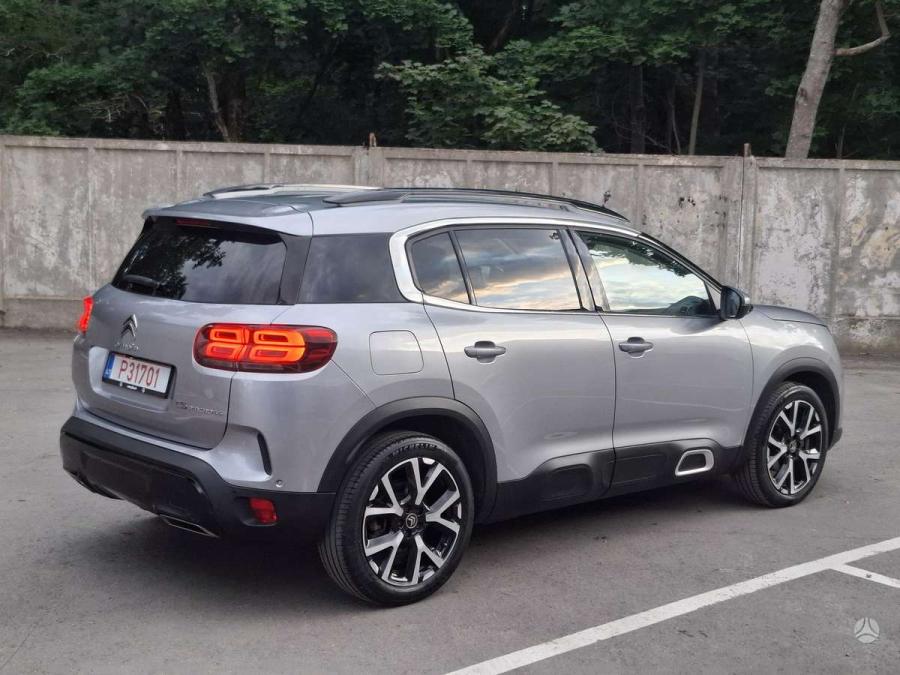 Grey Citroen C5 Aircross 2019 in Vilnius, with an engine capacity of 1.50 L and mileage of 218 thousand km for 10900 €, photo 14 on AUTOMOTO.COM.LV
