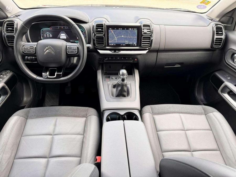 Серый Ситроен C5 Aircross 2019 в Каунас, объемом двигателя 1.20 л и пробегом 185 тыс. км за 9900 €, фото 12 на AUTOMOTO.COM.LV