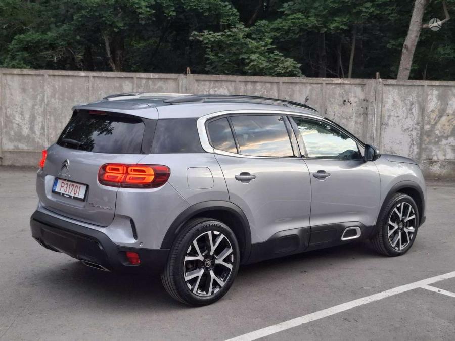 Grey Citroen C5 Aircross 2019 in Vilnius, with an engine capacity of 1.50 L and mileage of 218 thousand km for 10800 €, photo 14 on AUTOMOTO.COM.LV