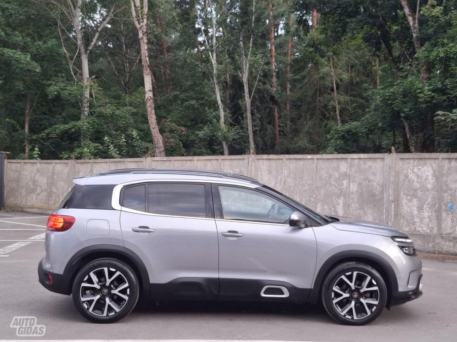 Серый Ситроен C5 Aircross 2019 в Вильнюс, объемом двигателя 1.50 л и пробегом 218 тыс. км за 10700 €, фото 9 на AUTOMOTO.COM.LV