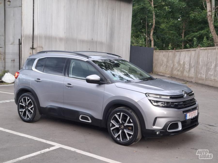 Серый Ситроен C5 Aircross 2019 в Вильнюс, объемом двигателя 1.50 л и пробегом 218 тыс. км за 10700 €, фото 13 на AUTOMOTO.COM.LV