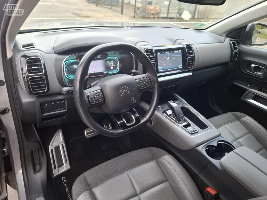 Серый Ситроен C5 Aircross 2019 в Вильнюс, объемом двигателя 1.50 л и пробегом 218 тыс. км за 10700 €, фото 17 на AUTOMOTO.COM.LV