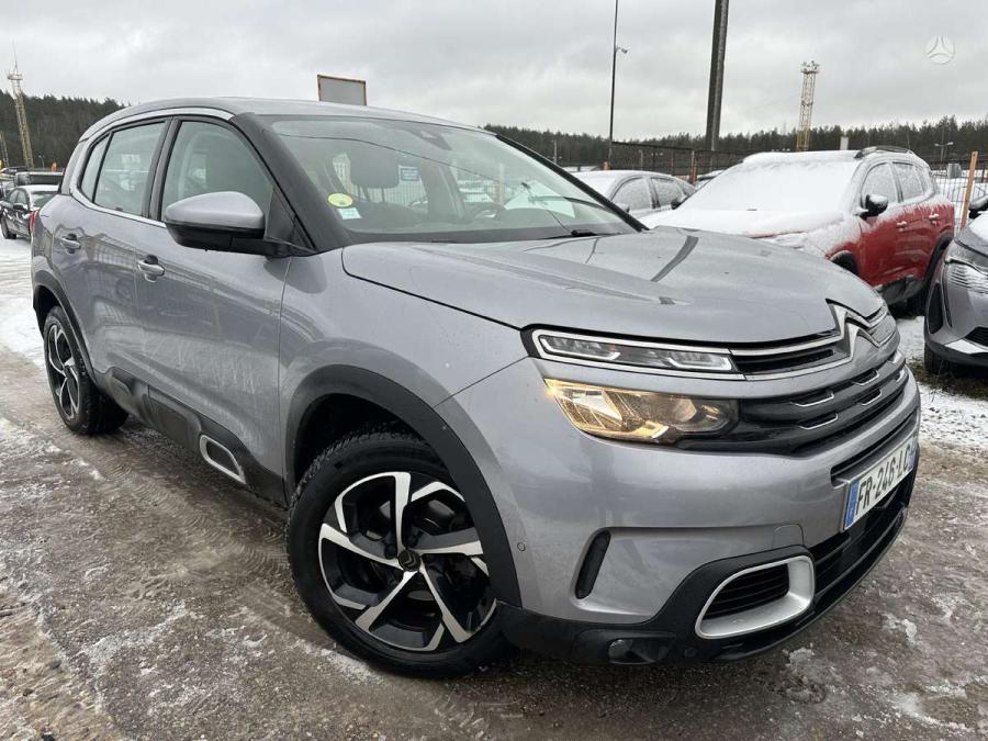 Pelēks Citroen C5 Aircross 2020 Viļņa, ar dzinēja tilpumu 1.50 L un nobraukumu 169 tūkst. km par 11494 €, foto 3 vietnē AUTOMOTO.COM.LV
