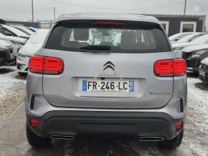 Pelēks Citroen C5 Aircross 2020 Viļņa, ar dzinēja tilpumu 1.50 L un nobraukumu 169 tūkst. km par 11494 €, foto 5 vietnē AUTOMOTO.COM.LV