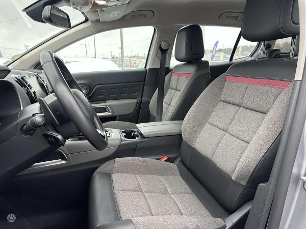 Pelēks Citroen C5 Aircross 2020 Viļņa, ar dzinēja tilpumu 1.50 L un nobraukumu 169 tūkst. km par 11494 €, foto 11 vietnē AUTOMOTO.COM.LV