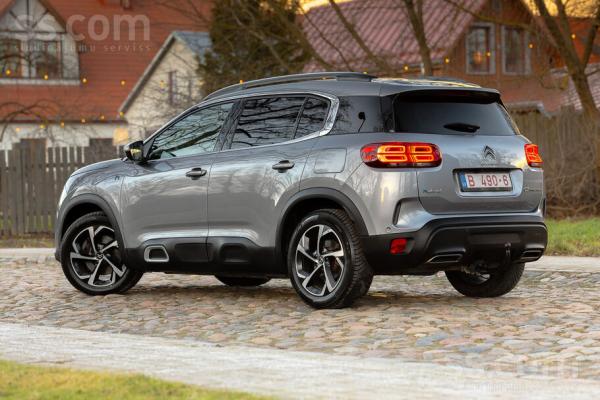 Pelēks Citroen C5 Aircross 2020 Jelgava, ar dzinēja tilpumu 1.60 L un nobraukumu 135 tūkst. km par 16999 €, foto 3 vietnē AUTOMOTO.COM.LV