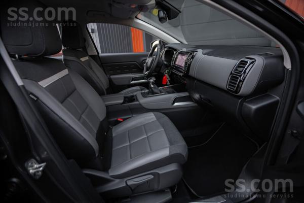 Pelēks Citroen C5 Aircross 2020 Jelgava, ar dzinēja tilpumu 1.50 L un nobraukumu 0 tūkst. km par 10700 €, foto 9 vietnē AUTOMOTO.COM.LV