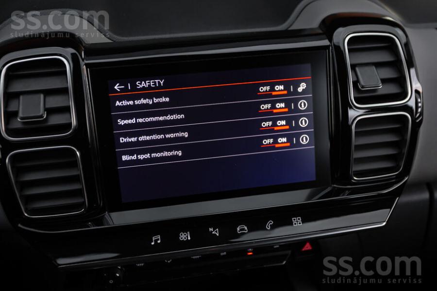 Серый Ситроен C5 Aircross 2020 в Елгава, объемом двигателя 1.50 л и пробегом 0 тыс. км за 10700 €, фото 25 на AUTOMOTO.COM.LV