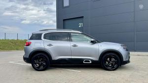 Pelēks Citroen C5 Aircross 2020 Viļņa, ar dzinēja tilpumu 1.60 L un nobraukumu 132 tūkst. km par 14490 €, foto 6 vietnē AUTOMOTO.COM.LV