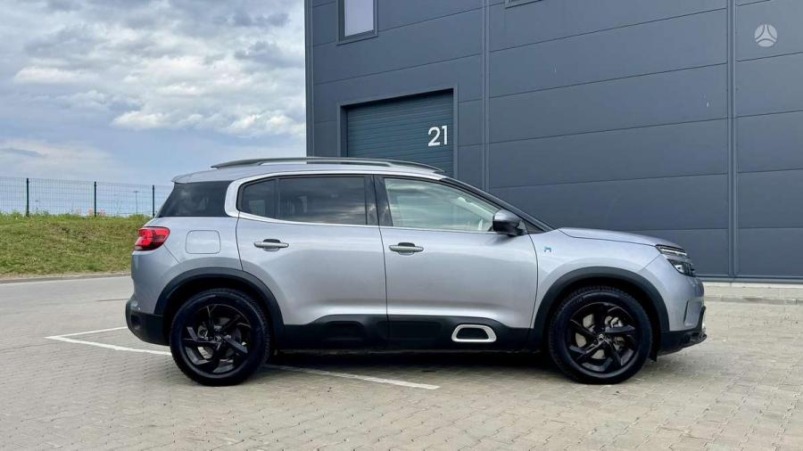 Pelēks Citroen C5 Aircross 2020 Viļņa, ar dzinēja tilpumu 1.60 L un nobraukumu 132 tūkst. km par 14490 €, foto 6 vietnē AUTOMOTO.COM.LV
