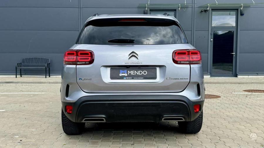 Pelēks Citroen C5 Aircross 2020 Viļņa, ar dzinēja tilpumu 1.60 L un nobraukumu 132 tūkst. km par 14490 €, foto 8 vietnē AUTOMOTO.COM.LV