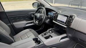 Pelēks Citroen C5 Aircross 2020 Viļņa, ar dzinēja tilpumu 1.60 L un nobraukumu 132 tūkst. km par 14490 €, foto 21 vietnē AUTOMOTO.COM.LV