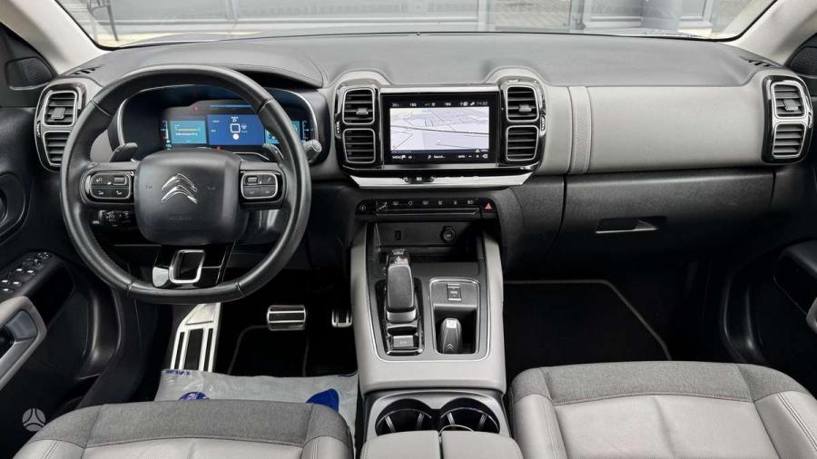 Pelēks Citroen C5 Aircross 2020 Viļņa, ar dzinēja tilpumu 1.60 L un nobraukumu 132 tūkst. km par 14490 €, foto 22 vietnē AUTOMOTO.COM.LV