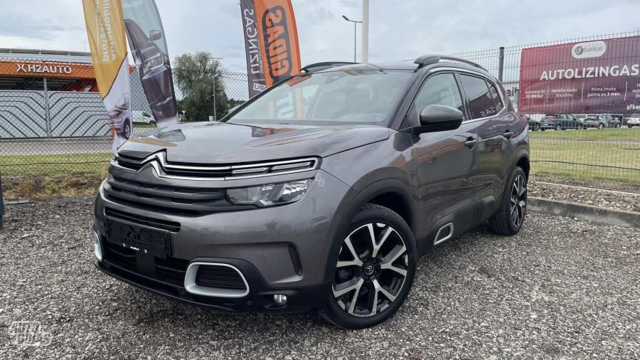 Grey Citroen C5 Aircross 2020 in Marijampole, with an engine capacity of 1.50 L and mileage of 206 thousand km for 11390 €, photo 4 on AUTOMOTO.COM.LV