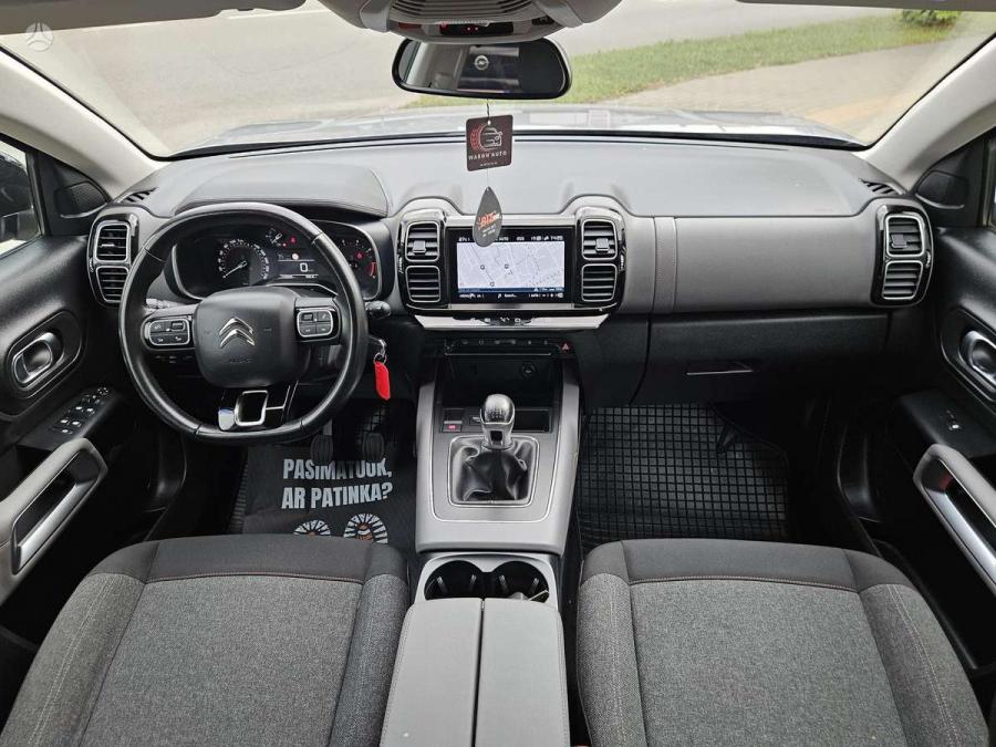 Pelēks Citroen C5 Aircross 2020 Šauļi, ar dzinēja tilpumu 1.20 L un nobraukumu 136 tūkst. km par 11450 €, foto 14 vietnē AUTOMOTO.COM.LV