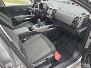 Серый Ситроен C5 Aircross 2020 в Шяуляй, объемом двигателя 1.20 л и пробегом 136 тыс. км за 11450 €, фото 19 на AUTOMOTO.COM.LV