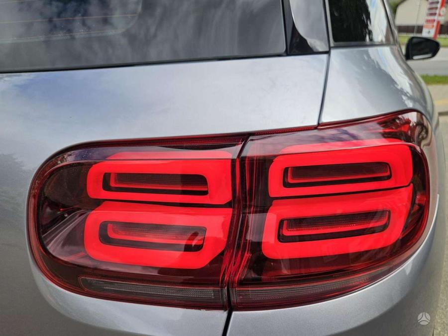 Grey Citroen C5 Aircross 2020 in Siauliai, with an engine capacity of 1.20 L and mileage of 136 thousand km for 11450 €, photo 12 on AUTOMOTO.COM.LV