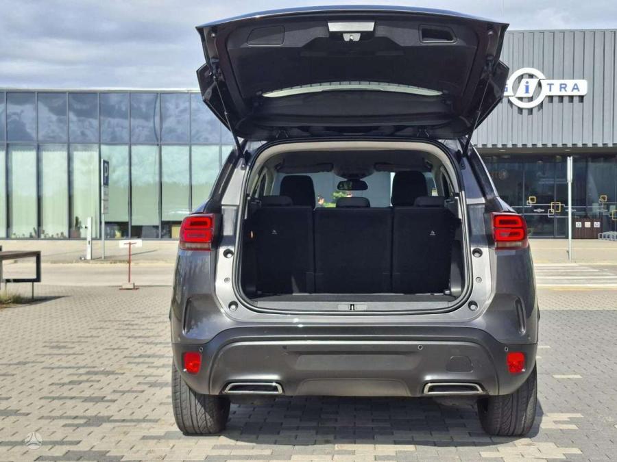Pelēks Citroen C5 Aircross 2020 Šauļi, ar dzinēja tilpumu 1.50 L un nobraukumu 121 tūkst. km par 12200 €, foto 8 vietnē AUTOMOTO.COM.LV