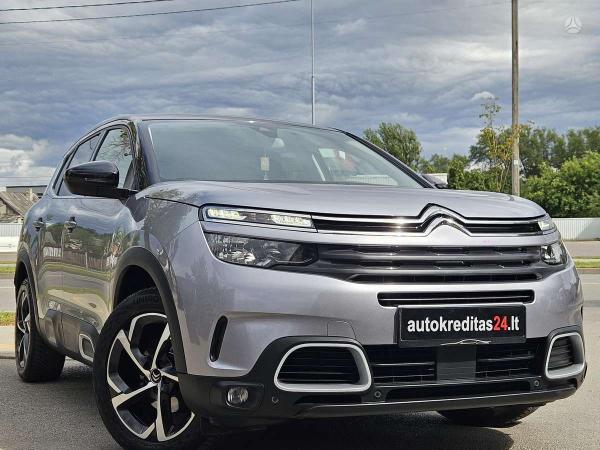Grey Citroen C5 Aircross 2020 in Siauliai, with an engine capacity of 1.20 L and mileage of 136 thousand km for 11450 €, photo 1 on AUTOMOTO.COM.LV