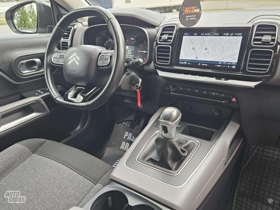 Серый Ситроен C5 Aircross 2020 в Шяуляй, объемом двигателя 1.20 л и пробегом 136 тыс. км за 11450 €, фото 20 на AUTOMOTO.COM.LV