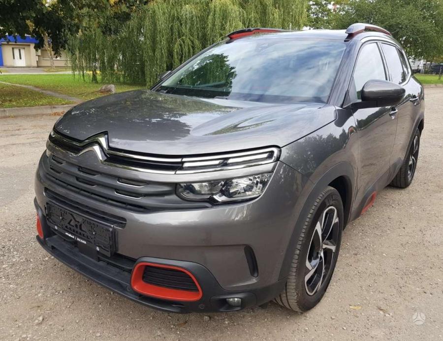 Pelēks Citroen C5 Aircross 2020 Šauļi, ar dzinēja tilpumu 1.20 L un nobraukumu 77 tūkst. km par 10900 €, foto 1 vietnē AUTOMOTO.COM.LV