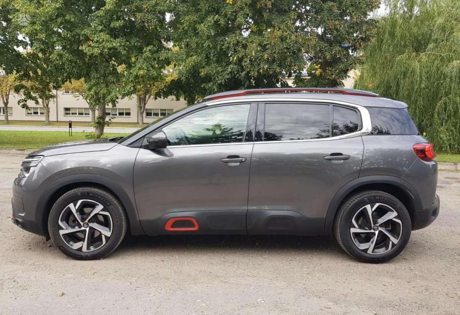 Pelēks Citroen C5 Aircross 2020 Šauļi, ar dzinēja tilpumu 1.20 L un nobraukumu 77 tūkst. km par 10900 €, foto 8 vietnē AUTOMOTO.COM.LV