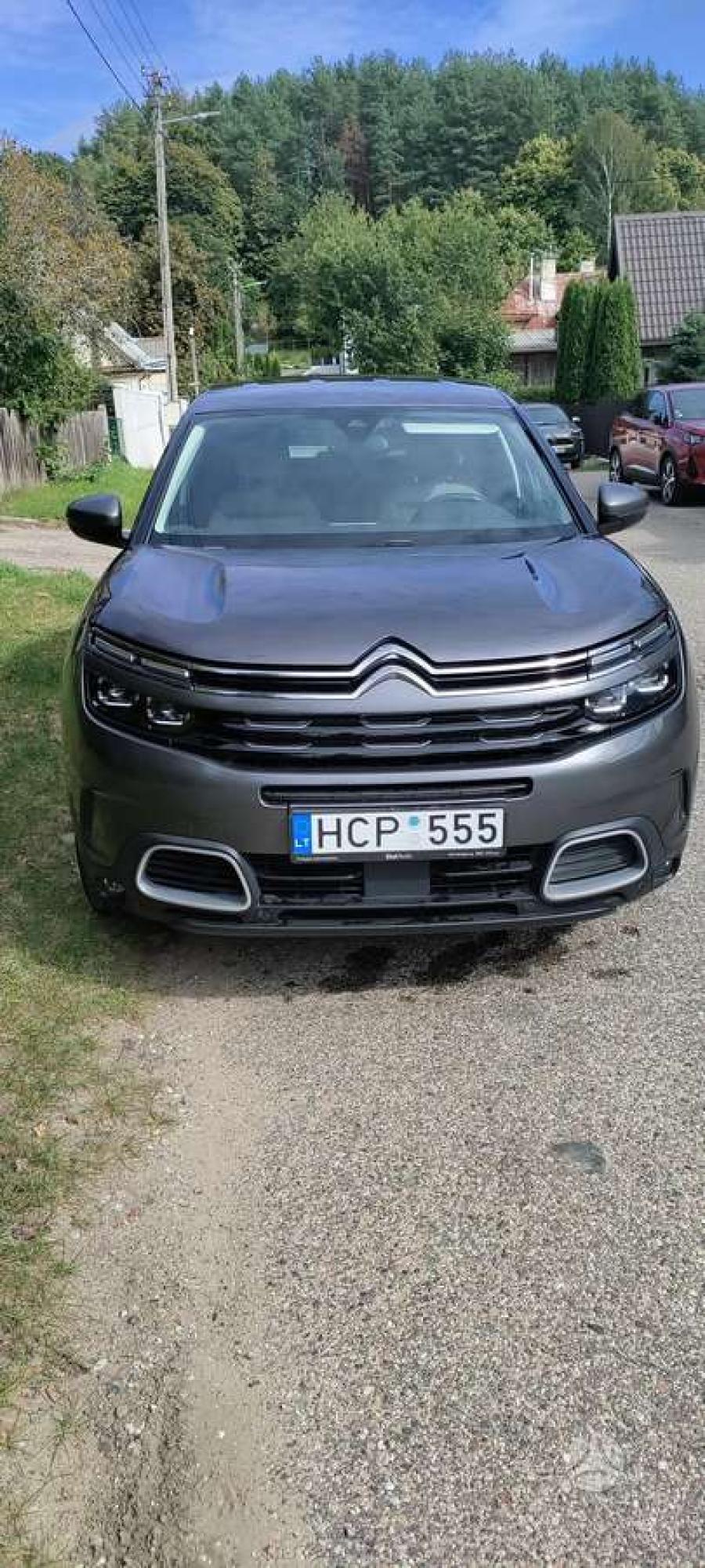 Серый Ситроен C5 Aircross 2020 в Вильнюс, объемом двигателя 1.50 л и пробегом 193 тыс. км за 12500 €, фото 1 на AUTOMOTO.COM.LV