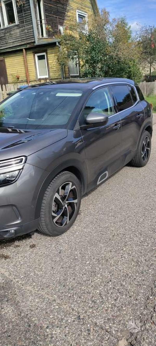 Серый Ситроен C5 Aircross 2020 в Вильнюс, объемом двигателя 1.50 л и пробегом 193 тыс. км за 12500 €, фото 3 на AUTOMOTO.COM.LV
