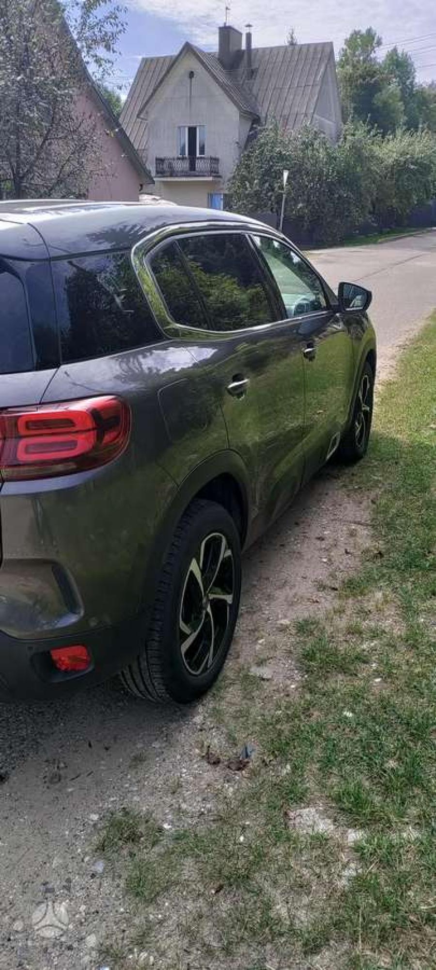 Серый Ситроен C5 Aircross 2020 в Вильнюс, объемом двигателя 1.50 л и пробегом 193 тыс. км за 12500 €, фото 6 на AUTOMOTO.COM.LV