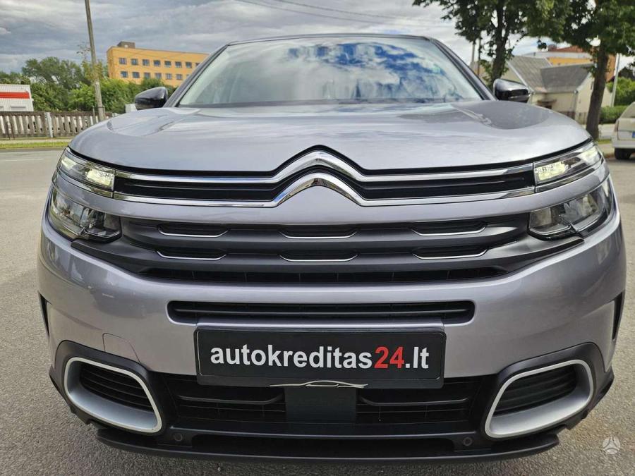 Pelēks Citroen C5 Aircross 2020 Šauļi, ar dzinēja tilpumu 1.20 L un nobraukumu 136 tūkst. km par 10950 €, foto 3 vietnē AUTOMOTO.COM.LV