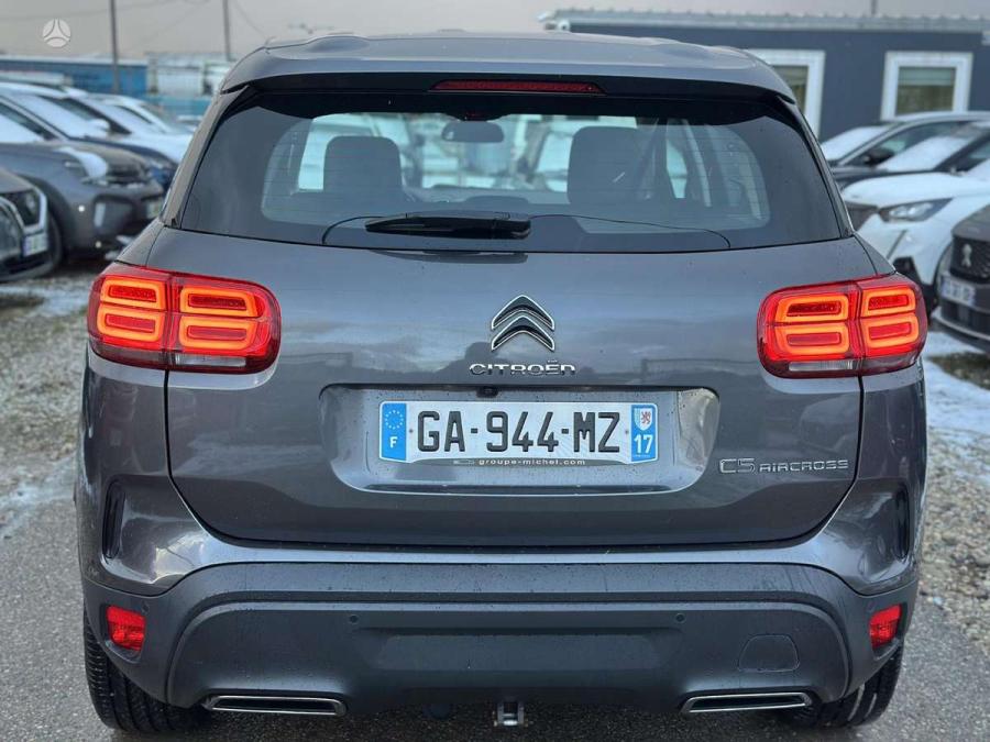 Pelēks Citroen C5 Aircross 2021 Viļņa, ar dzinēja tilpumu 1.50 L un nobraukumu 159 tūkst. km par 13067 €, foto 4 vietnē AUTOMOTO.COM.LV