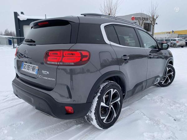 Grey Citroen C5 Aircross 2021 in Taurage, with an engine capacity of 1.60 L and mileage of 255 thousand km for 13189 €, photo 4 on AUTOMOTO.COM.LV