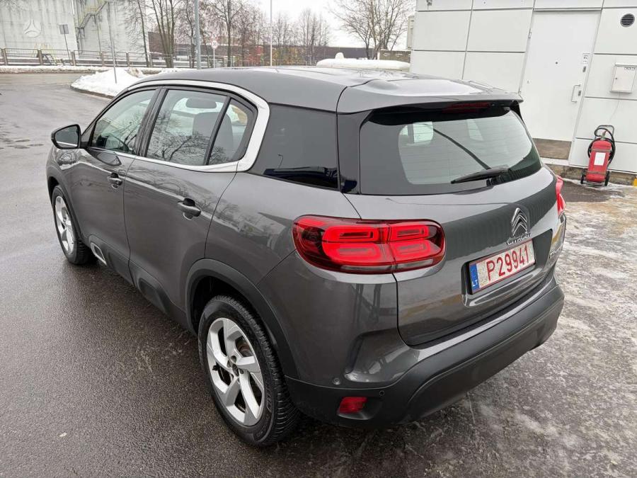 Pelēks Citroen C5 Aircross 2021 Marijampole, ar dzinēja tilpumu 1.50 L un nobraukumu 202 tūkst. km par 13201 €, foto 6 vietnē AUTOMOTO.COM.LV