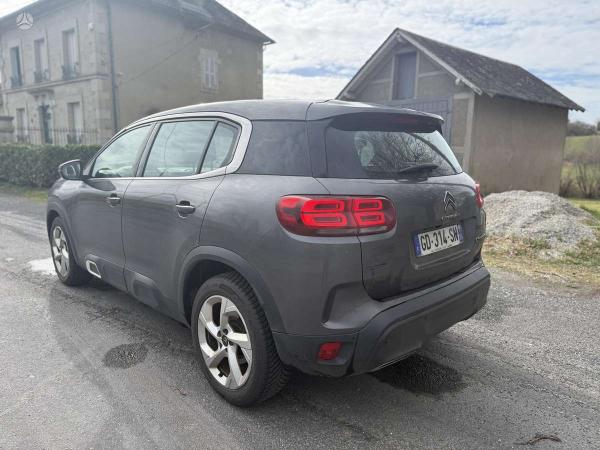 Серый Ситроен C5 Aircross 2021 в Таураге, объемом двигателя 1.50 л и пробегом 241 тыс. км за 8900 €, фото 6 на AUTOMOTO.COM.LV